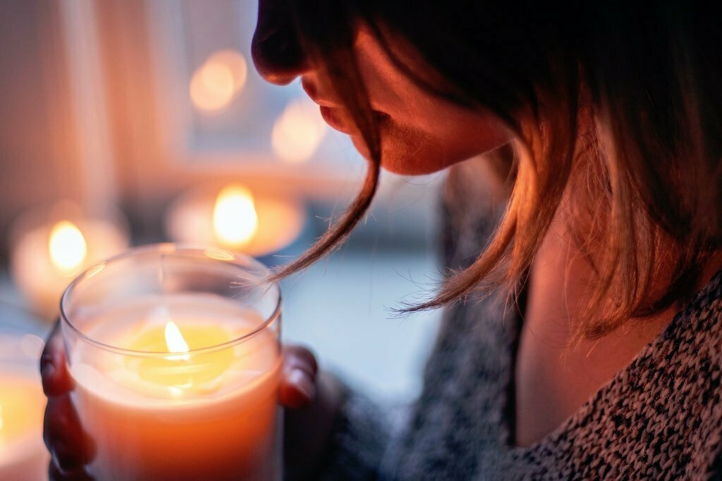 Trataka o la fijación de la mirada | Yoga en Red Trataka o la fijación ... Trataka o la fijación de la mirada | Yoga en Red Trataka o la fijación ...