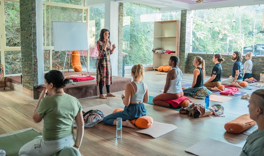 Especial/ Cómo elegir el retiro de yoga que más se adapta a ti | Yoga ...